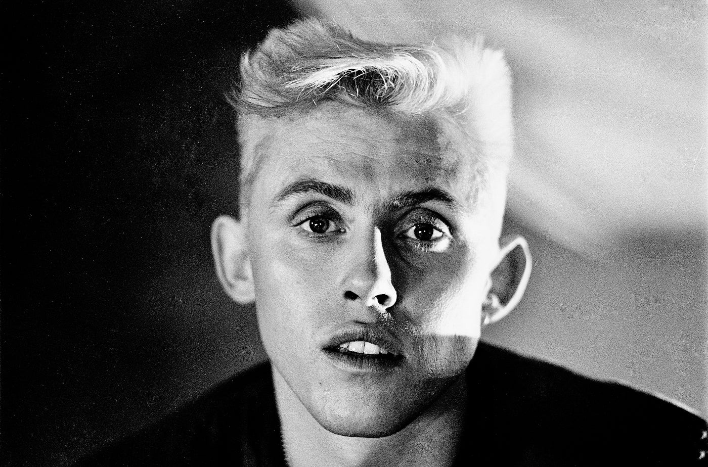 Kirk Brandon of Spear of Destiny in the Prisoner of Love 1984