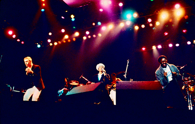 Paul Weller & Dee C Lee of the Style Council at Wembley Arena 1985 ...
